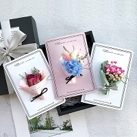 Handmade Dried Flower Greeting Card